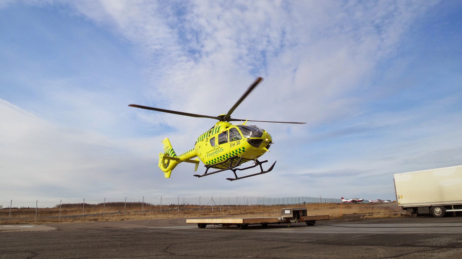 Kouvolan lääkärihelikopteritukikohdan tontista sopimus | finnhems.fi